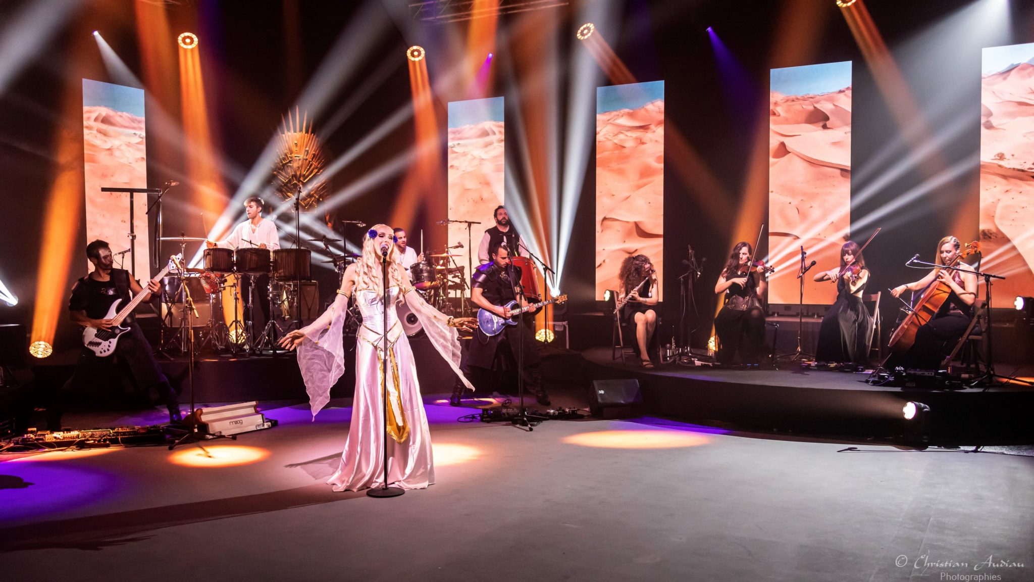 Neko Light Orchestra en concert à la Halle aux Grains de Toulouse ...